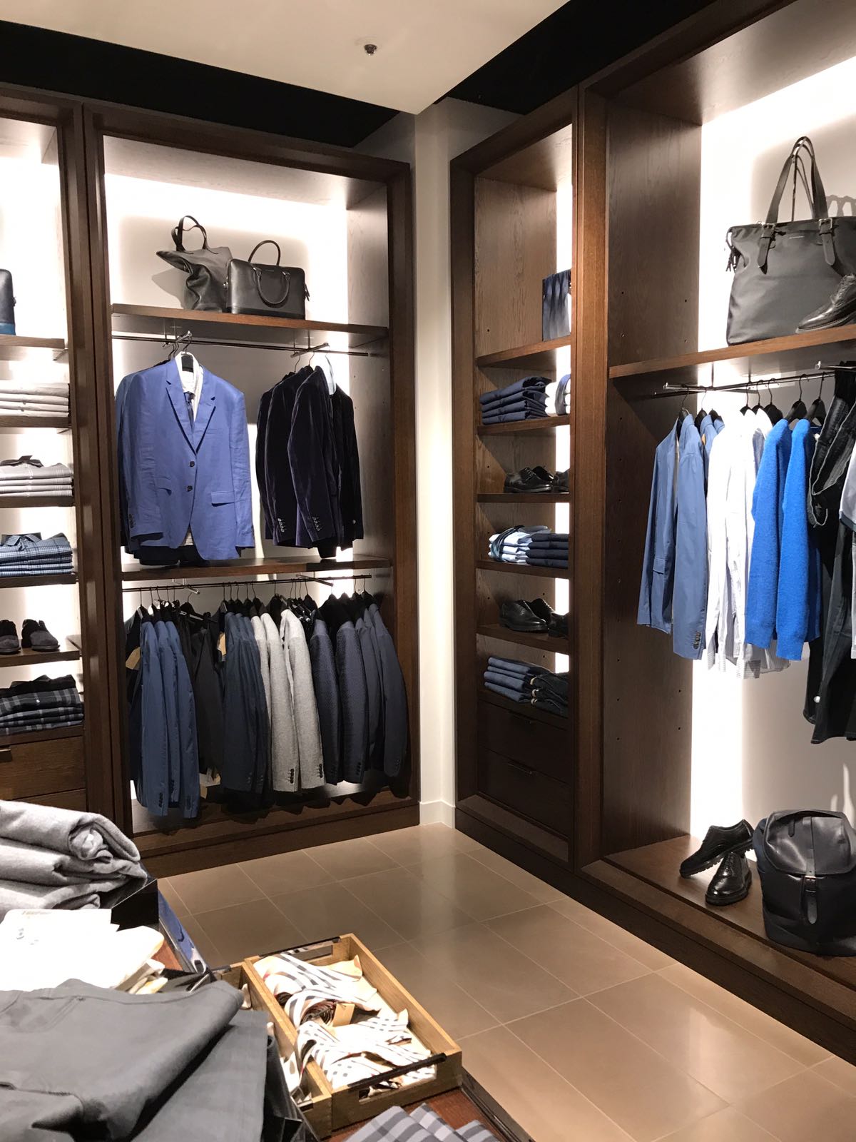 Burberry store in Netherlands - Roug